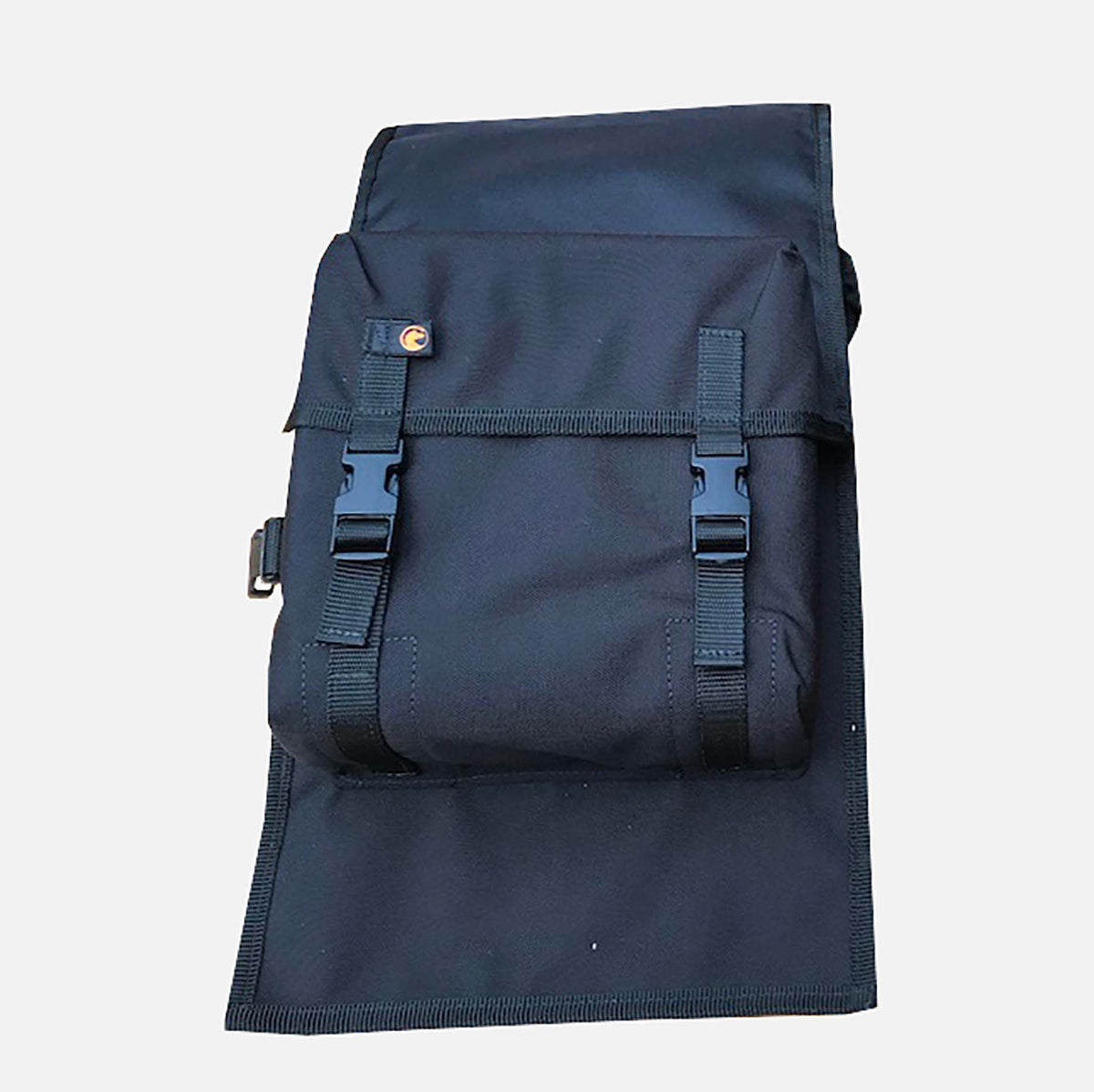What should be in a horse saddle bag? (Complete Guide) – Saddle Up & Ride